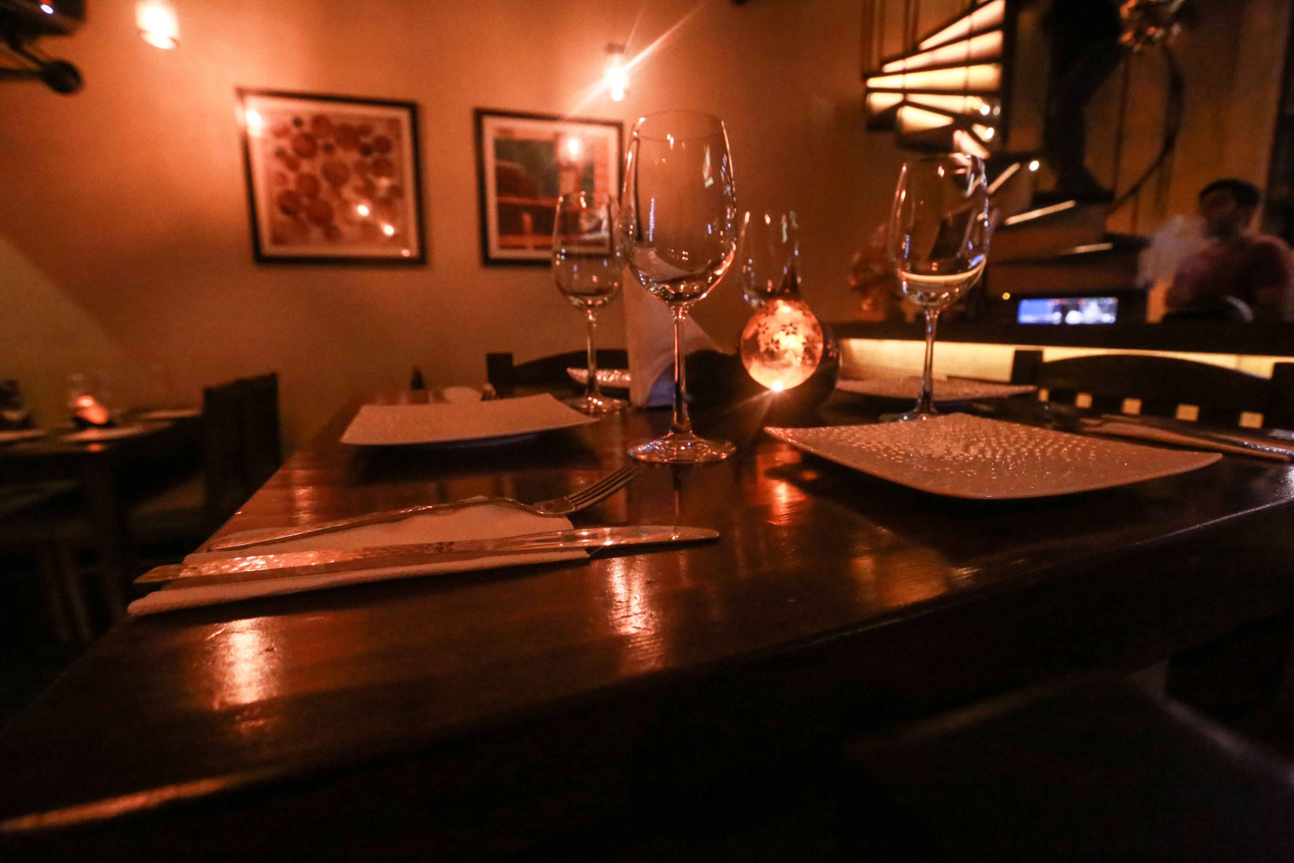 1 Oak Cafe & Bar Photos, Pictures of 1 Oak Cafe & Bar, Defence Colony ...