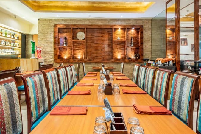Restaurants in The Hub Mall Goregaon East Mumbai Zomato
