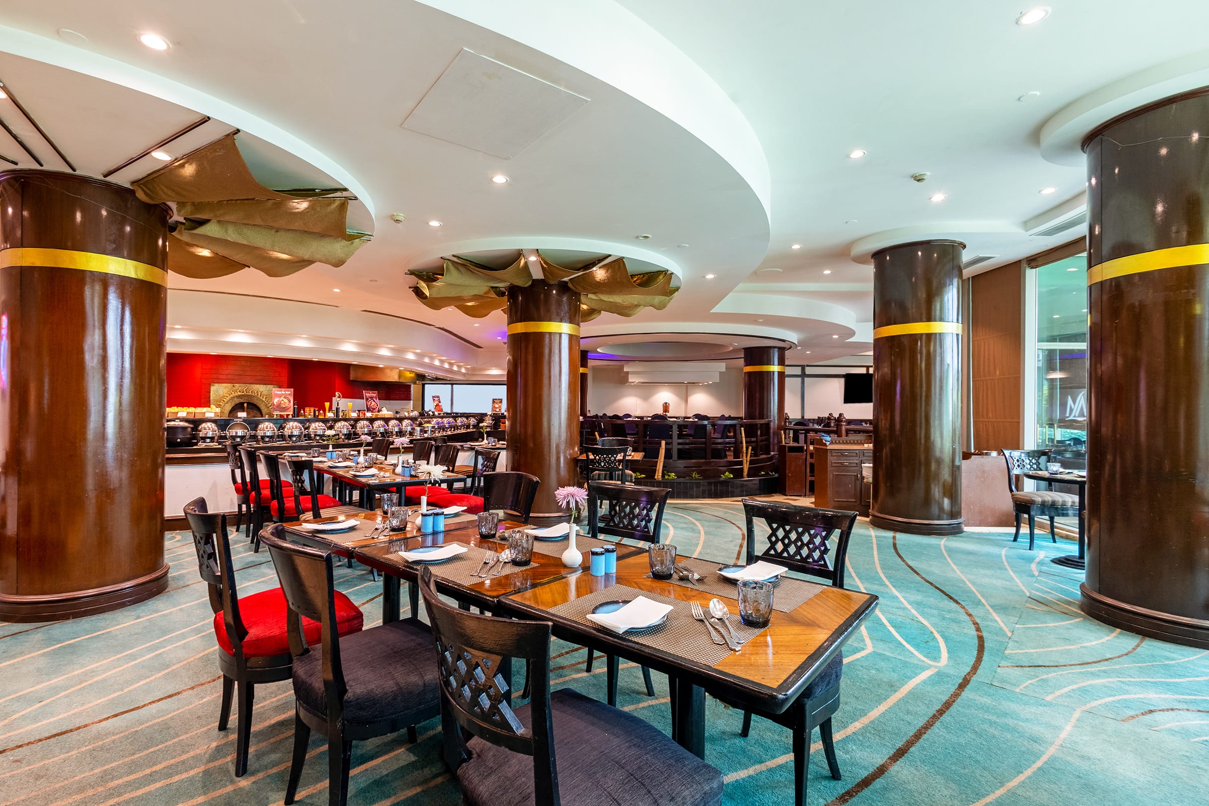 Cilantro - Le Royal Meridien, St. Thomas Mount, Chennai | Zomato