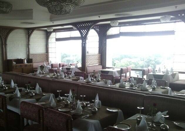 Falak Numa Restaurant - Hotel Clarks Avadh, Hazratganj, Lucknow - Zomato