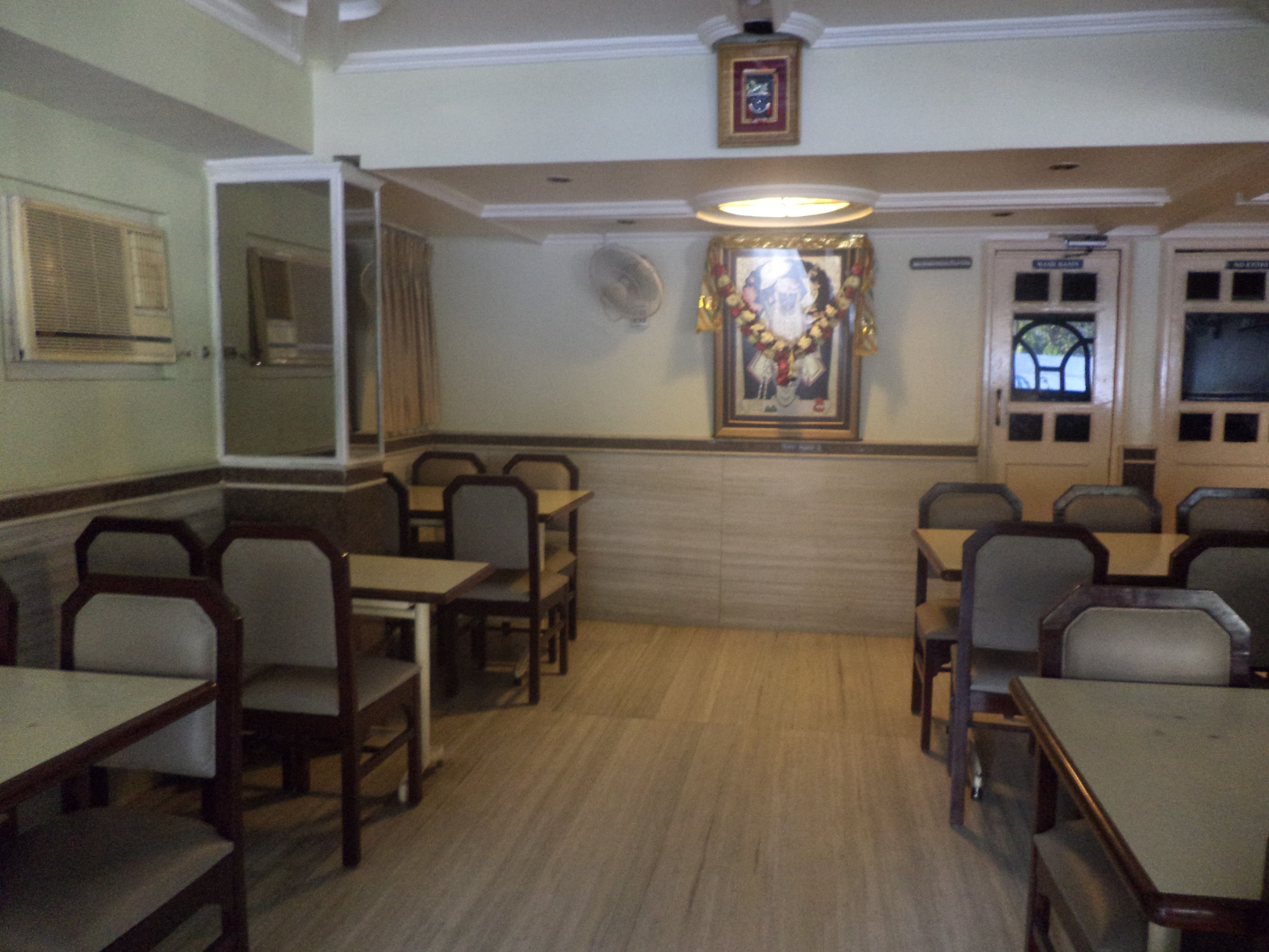 Vallabha Dining Hall, Navrangpura, Ahmedabad | Zomato