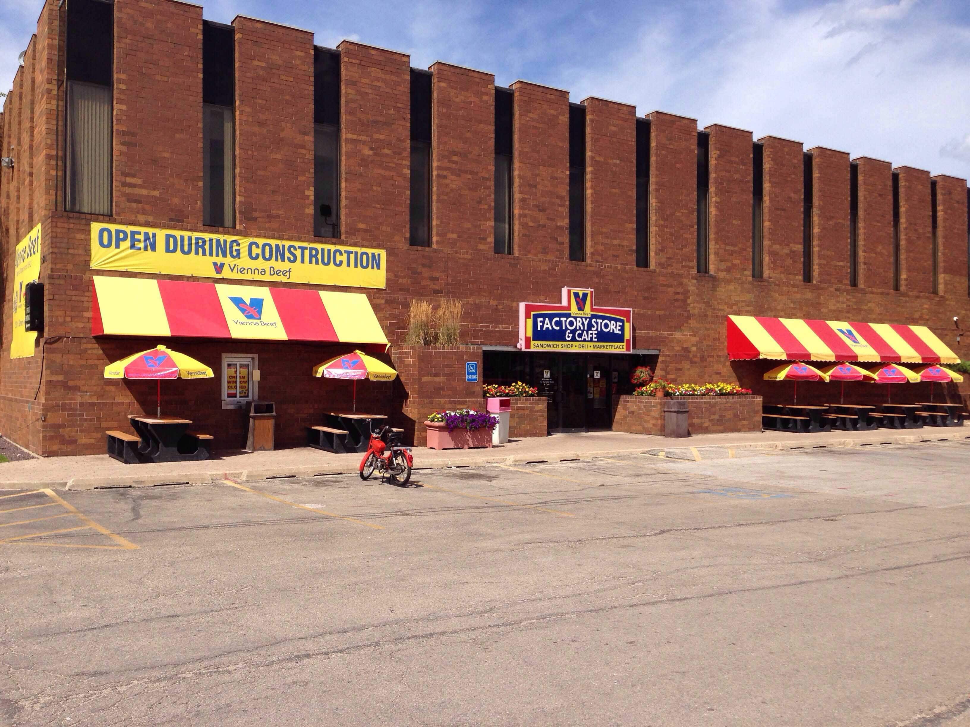 Vienna Beef Factory Store & Cafe, Bucktown, Chicago | Zomato