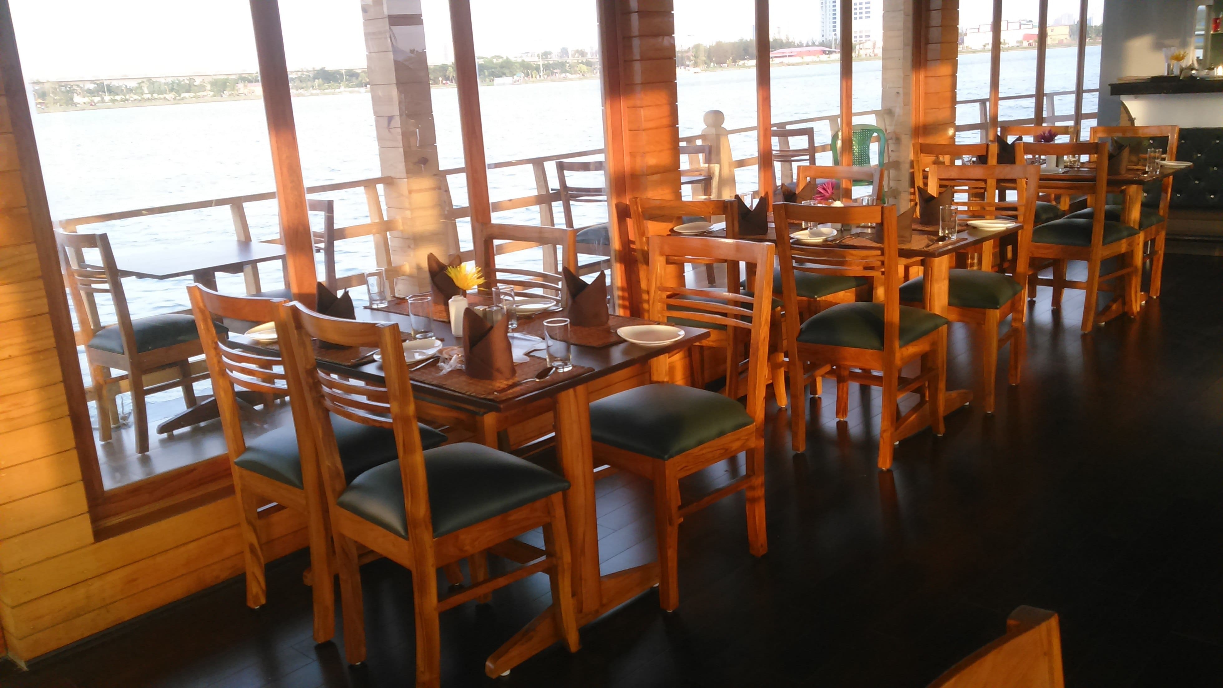 Café Ekante Houseboat Restaurant, New Town, Kolkata - Restaurant