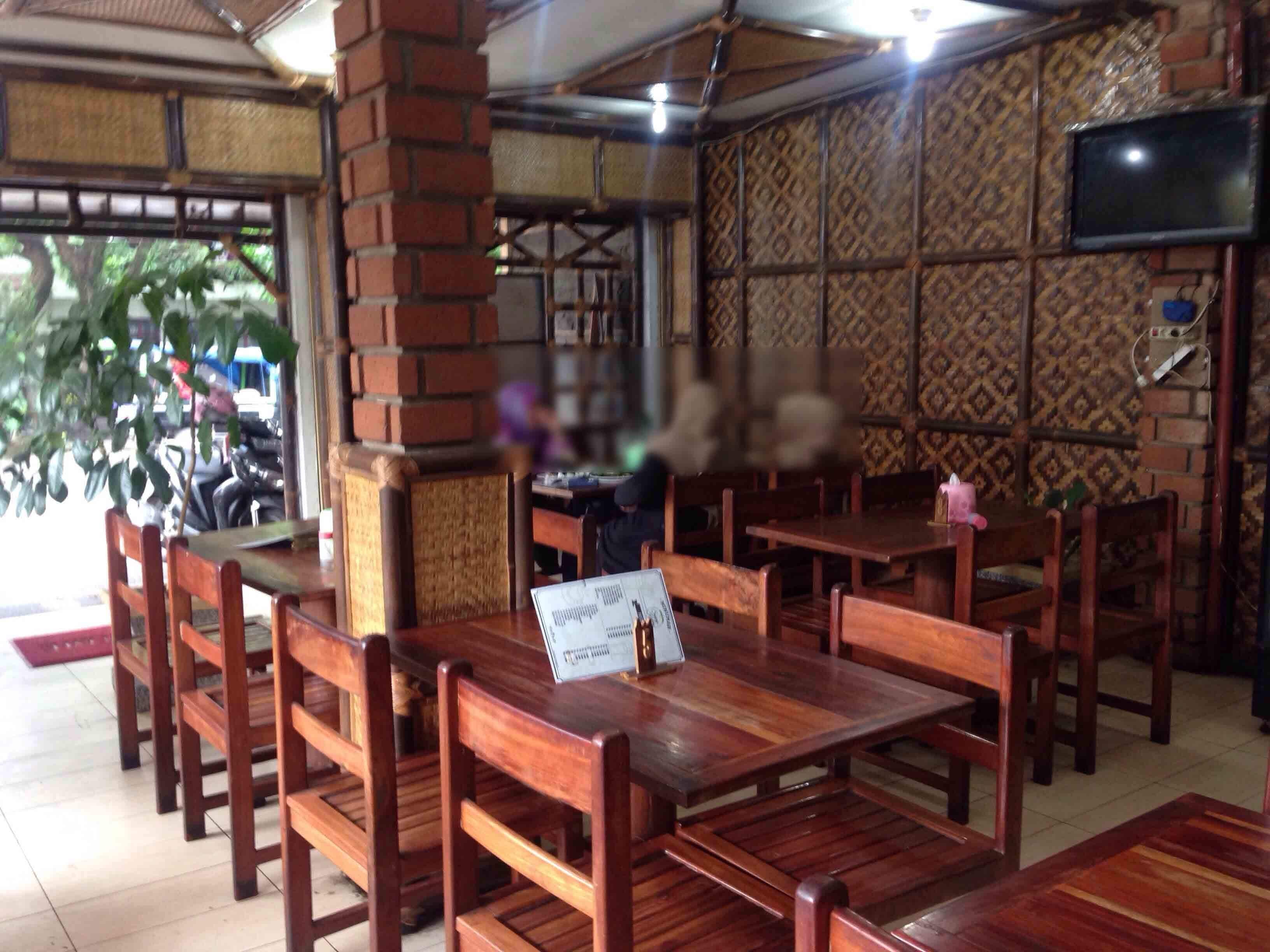 Saung Kuring, Dago, Bandung | Zomato