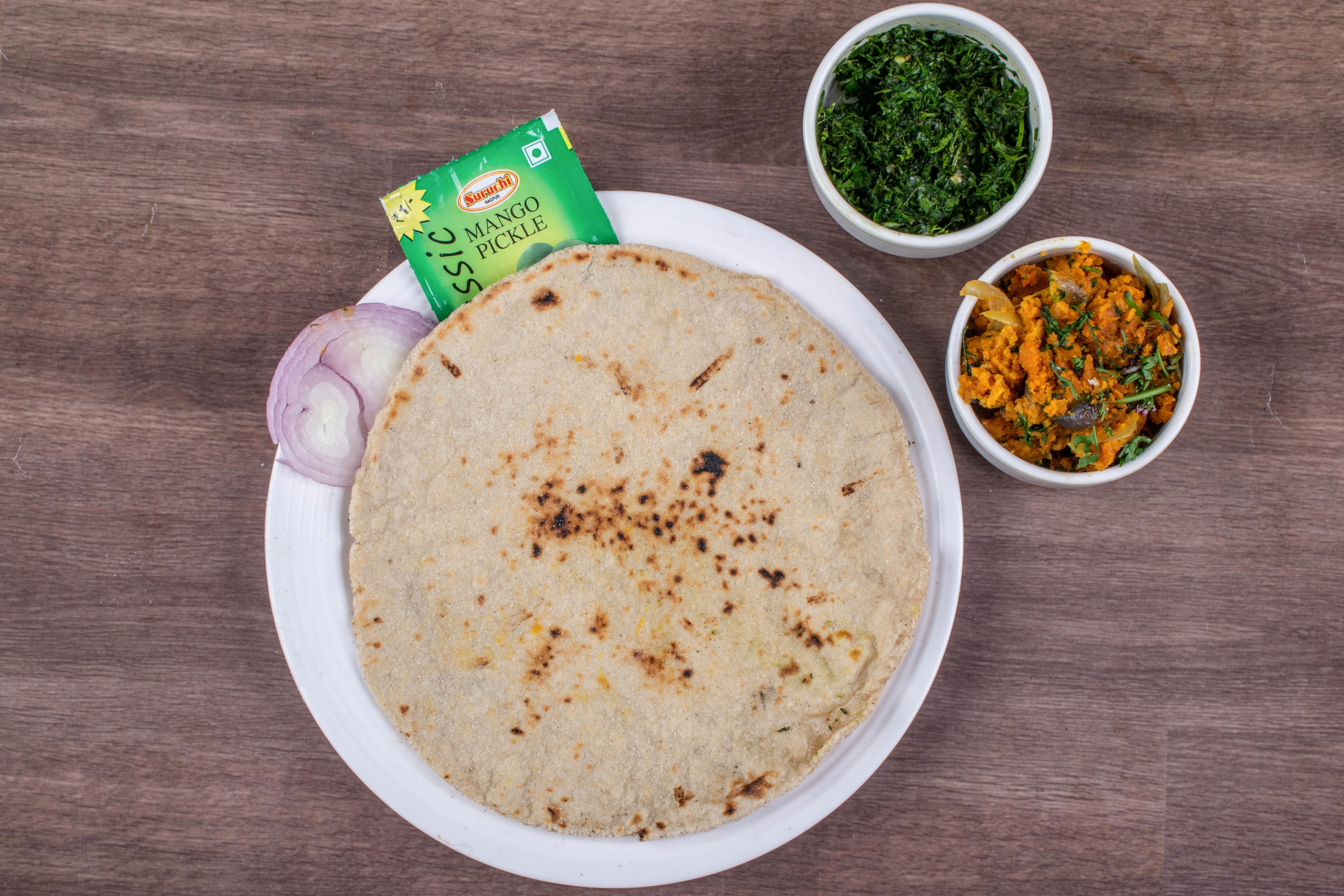 Photos of Maharashtrian Mejwani Roti Paratha.com, Pictures of ...