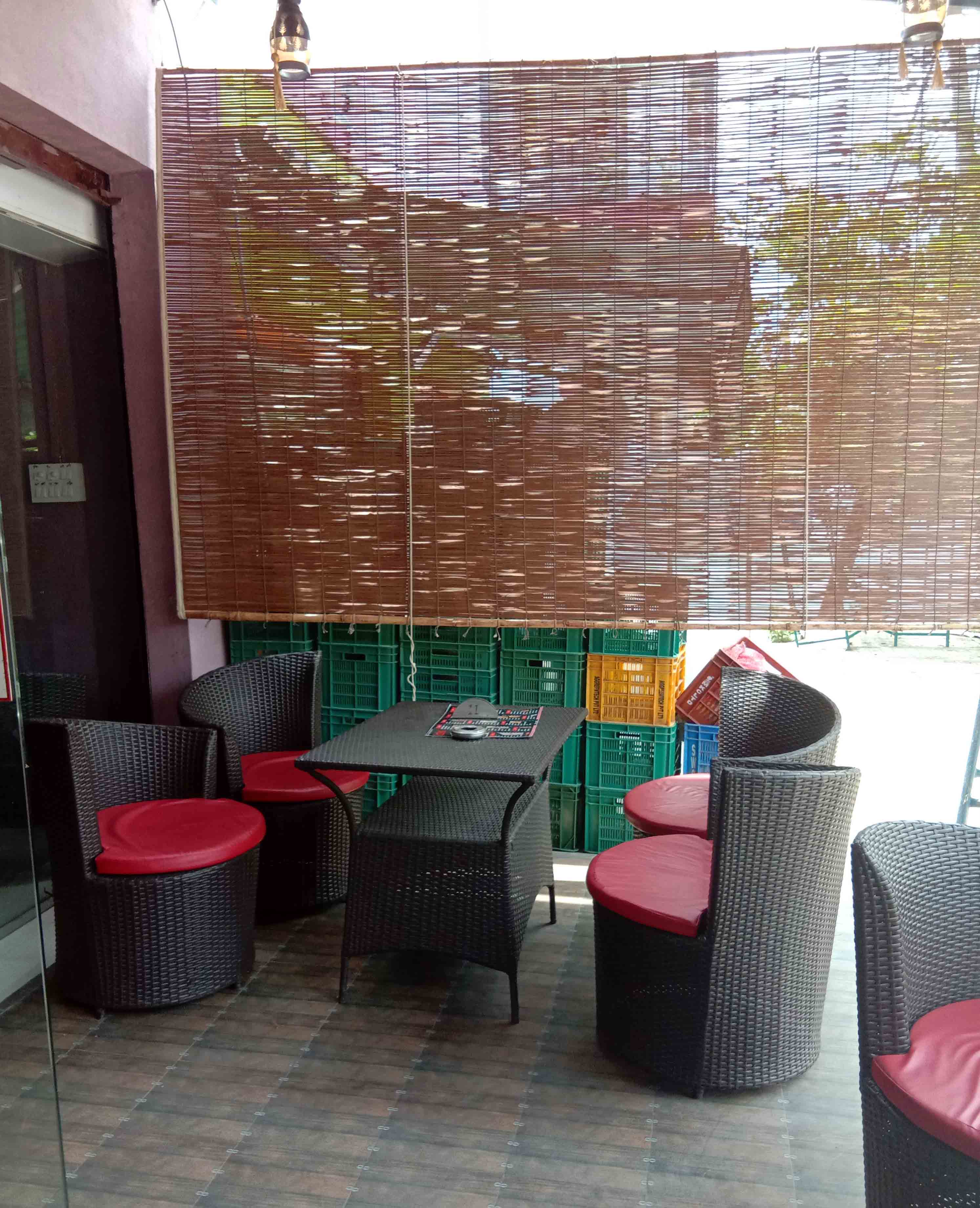 Hangout Cafe, HBR Layout order online - Zomato