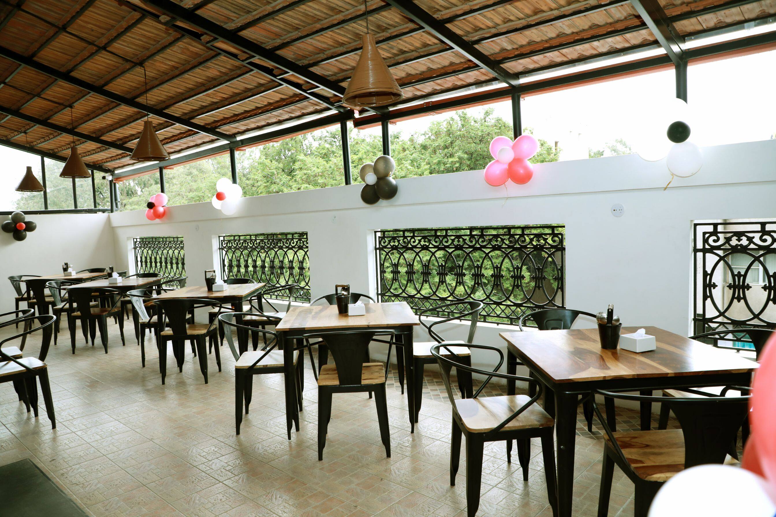 Burnout Cafe Infantry Road Bangalore Zomato