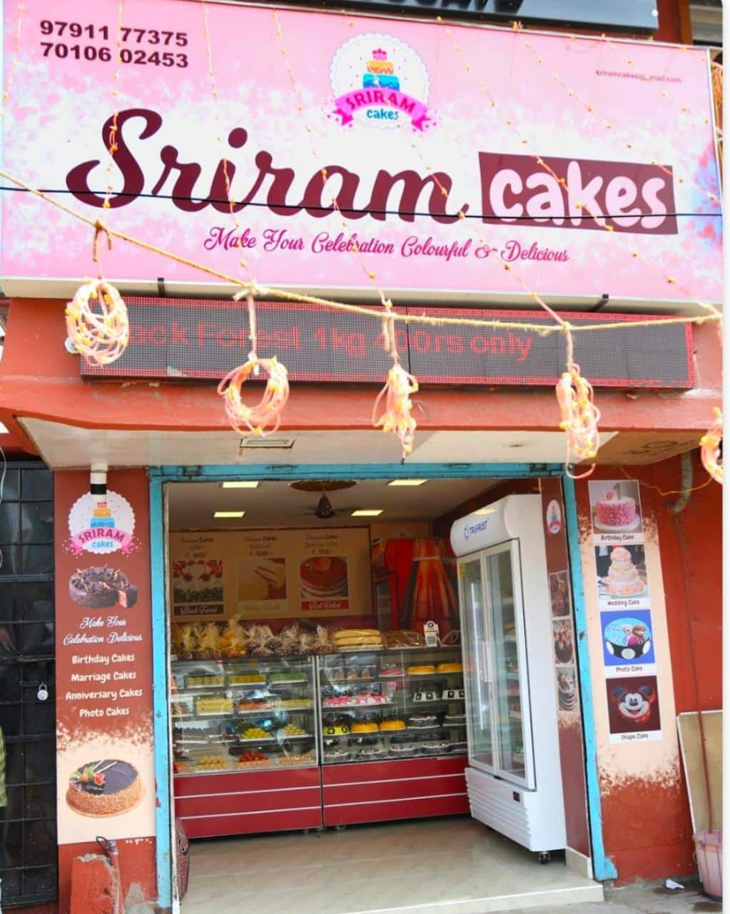 Sriram Cakes, Neelangarai order online - Zomato