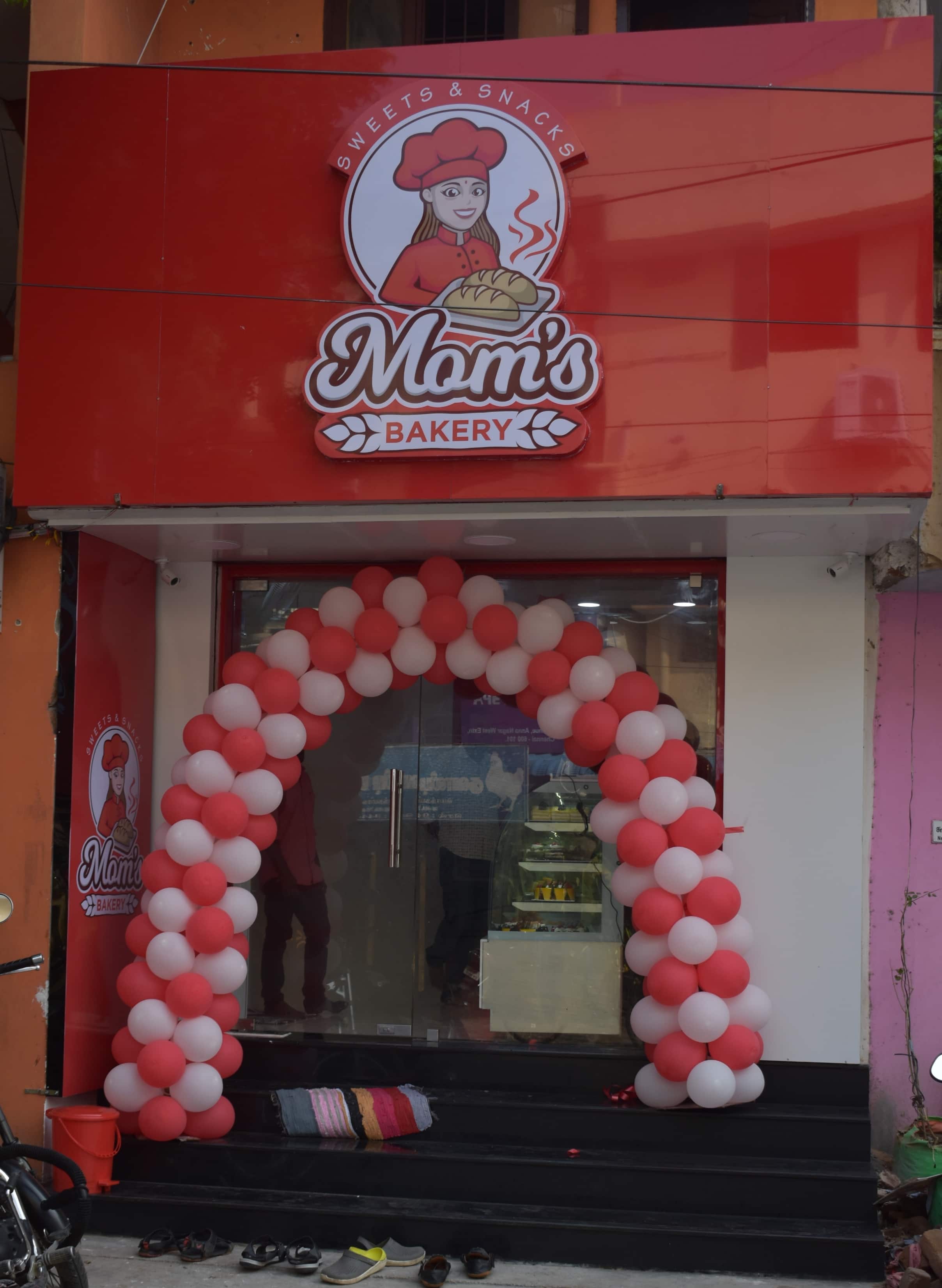Mom's Bakery, Anna Nagar West order online - Zomato