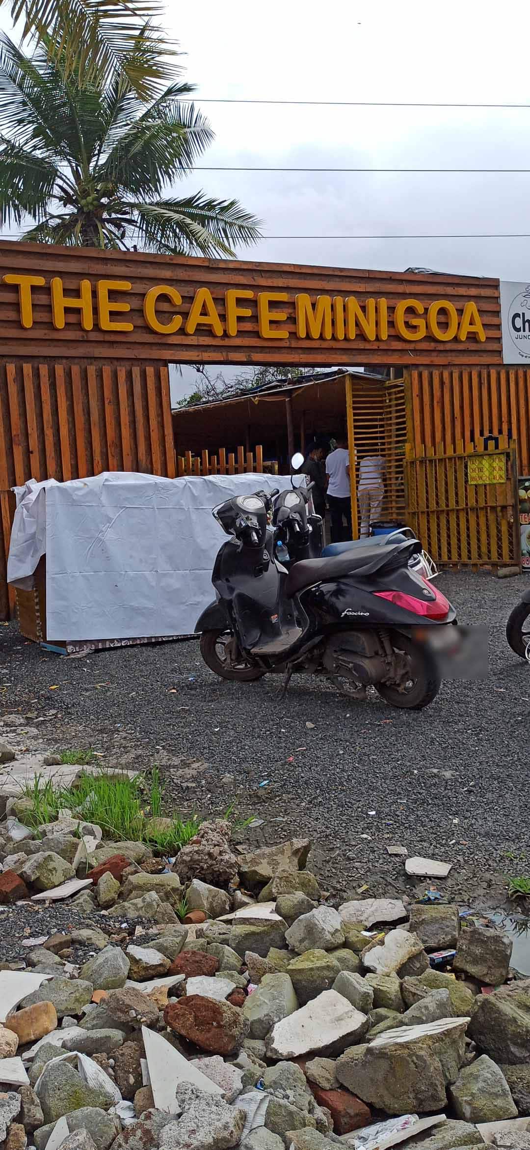Photos of The Cafe Mini Goa, Pictures of The Cafe Mini Goa, Surat | Zomato
