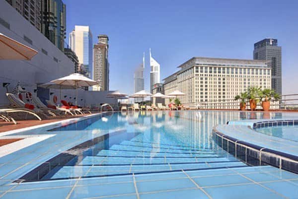 Aquarius Pool Café - Rose Rayhaan By Rotana, Trade Centre Area, Dubai ...