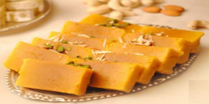 Sri Krishna Sweets Photos, Pictures of Sri Krishna Sweets, Al Karama ...