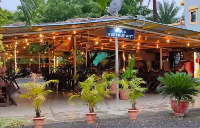 Hotel Silver, Daman Locality, Vapi | Zomato