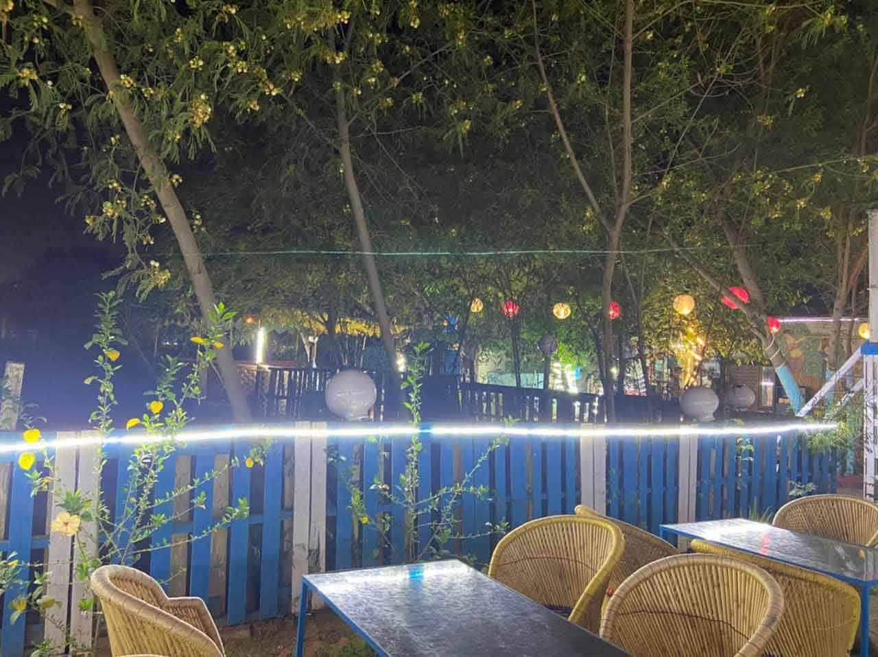 Tauji's Family Restaurant, Sector 90 order online - Zomato