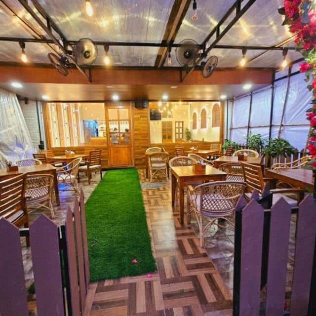 Book table and online reservation at Bonfire Multicuisine Restro Cafe ...