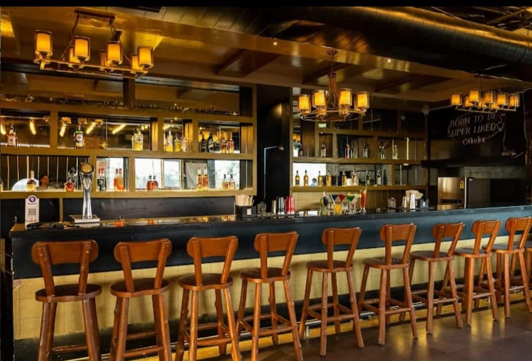 Molly's Rooftop Bar & Lounge, Indiranagar, Bangalore | Zomato