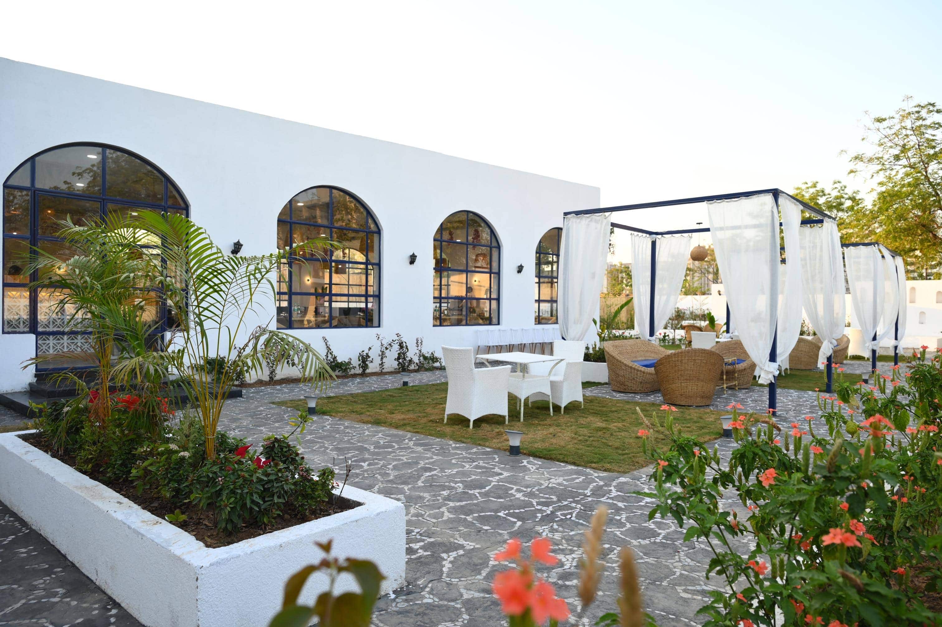 Zeus - A Creative Fleet Restro, Chandkheda, Ahmedabad | Zomato