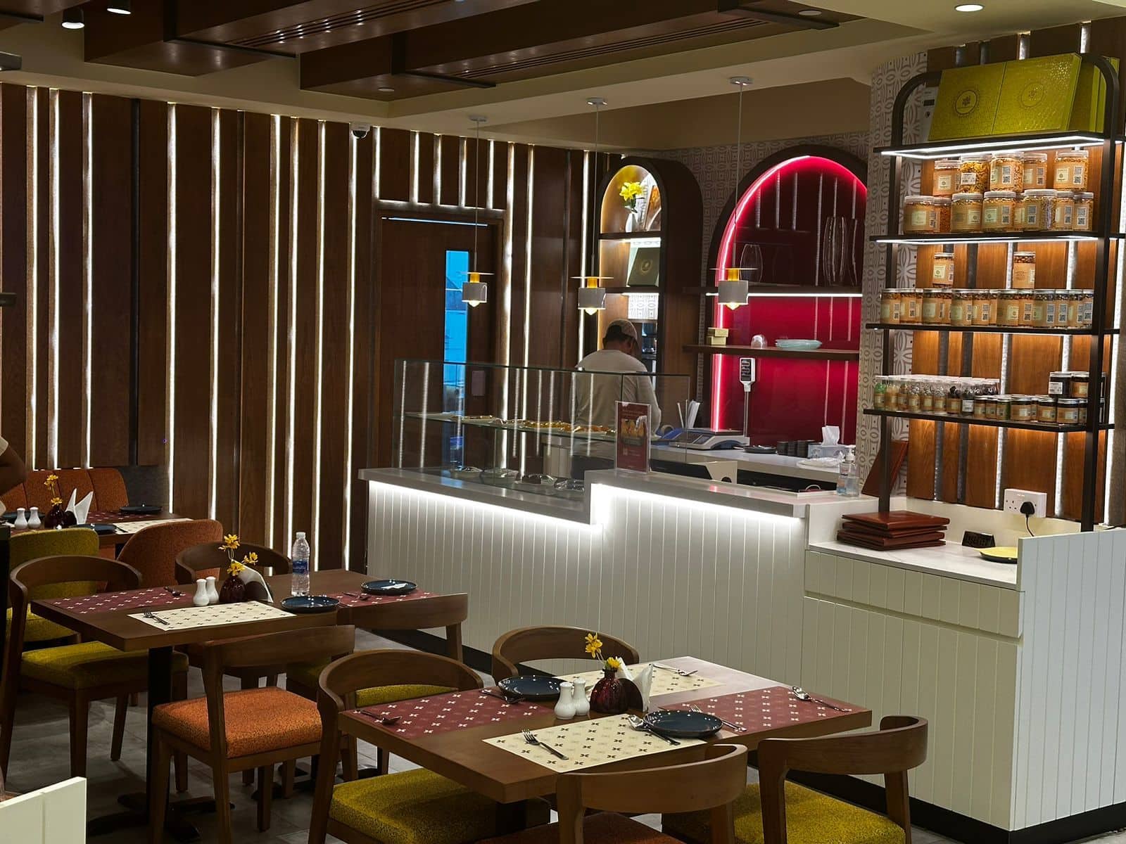 Gangour, Jumeirah Lake Towers (JLT), Dubai | Zomato