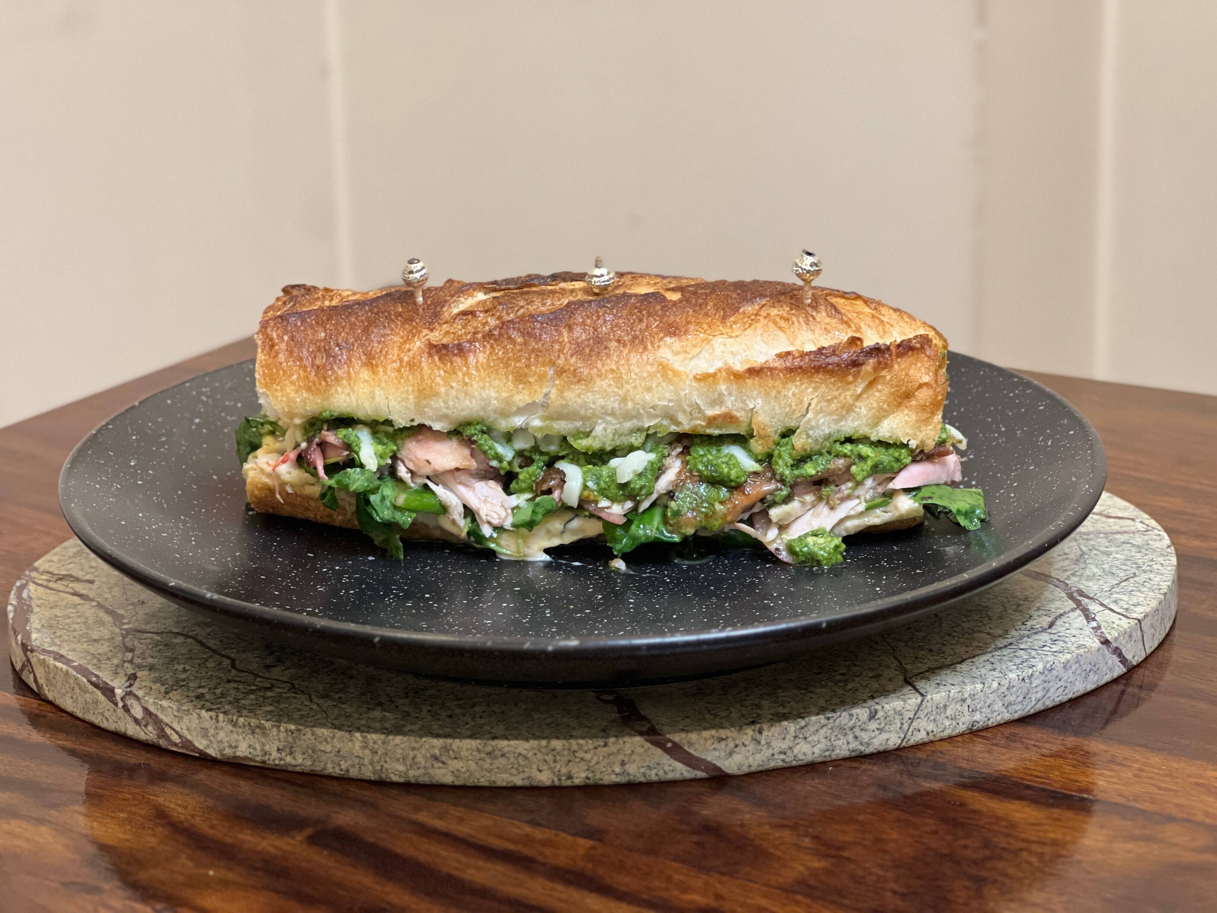 Cut The Crust, Chittaranjan Park, New Delhi | Zomato