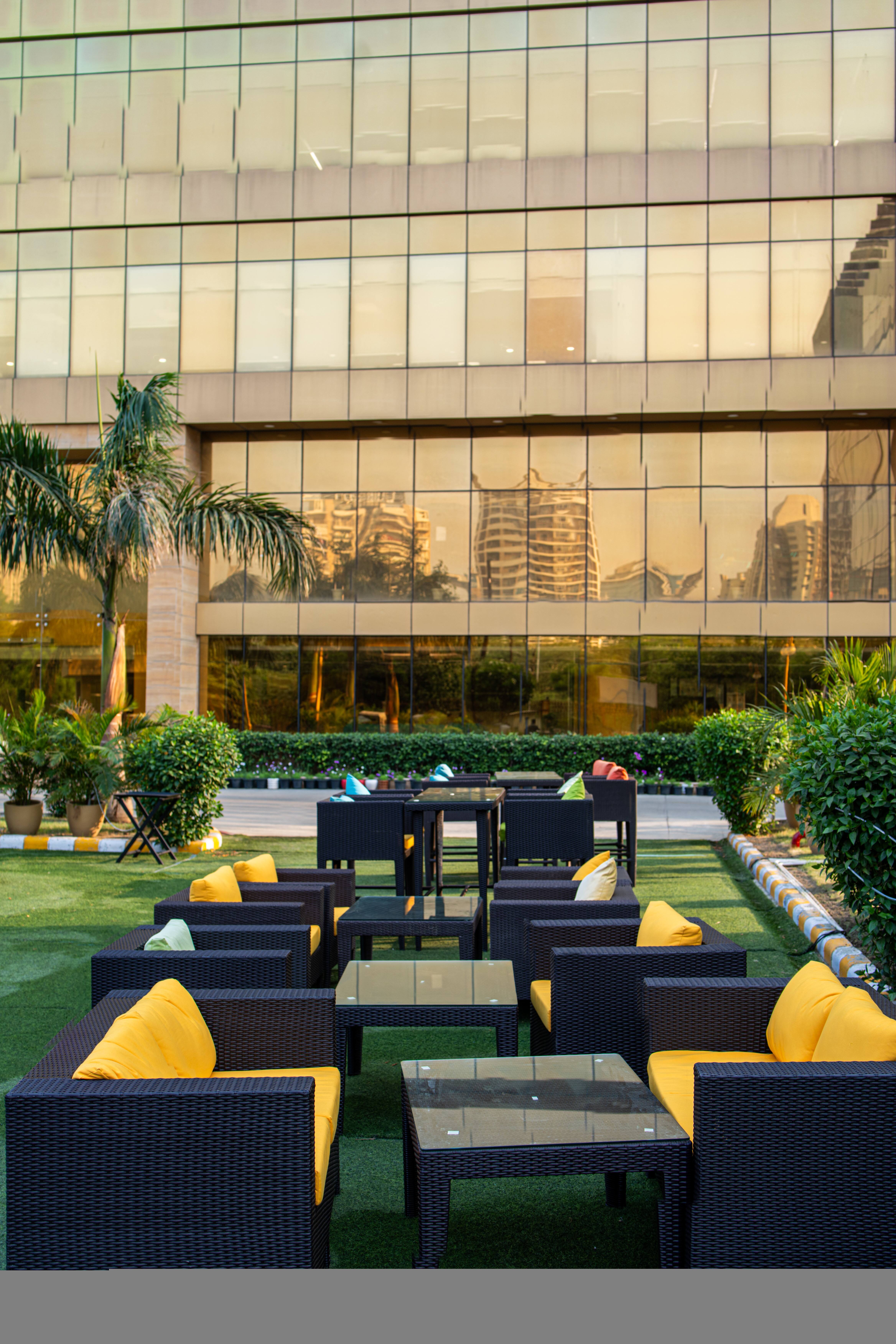 Moti Mahal Restaurant & Bar, Sector 135, Noida | Zomato