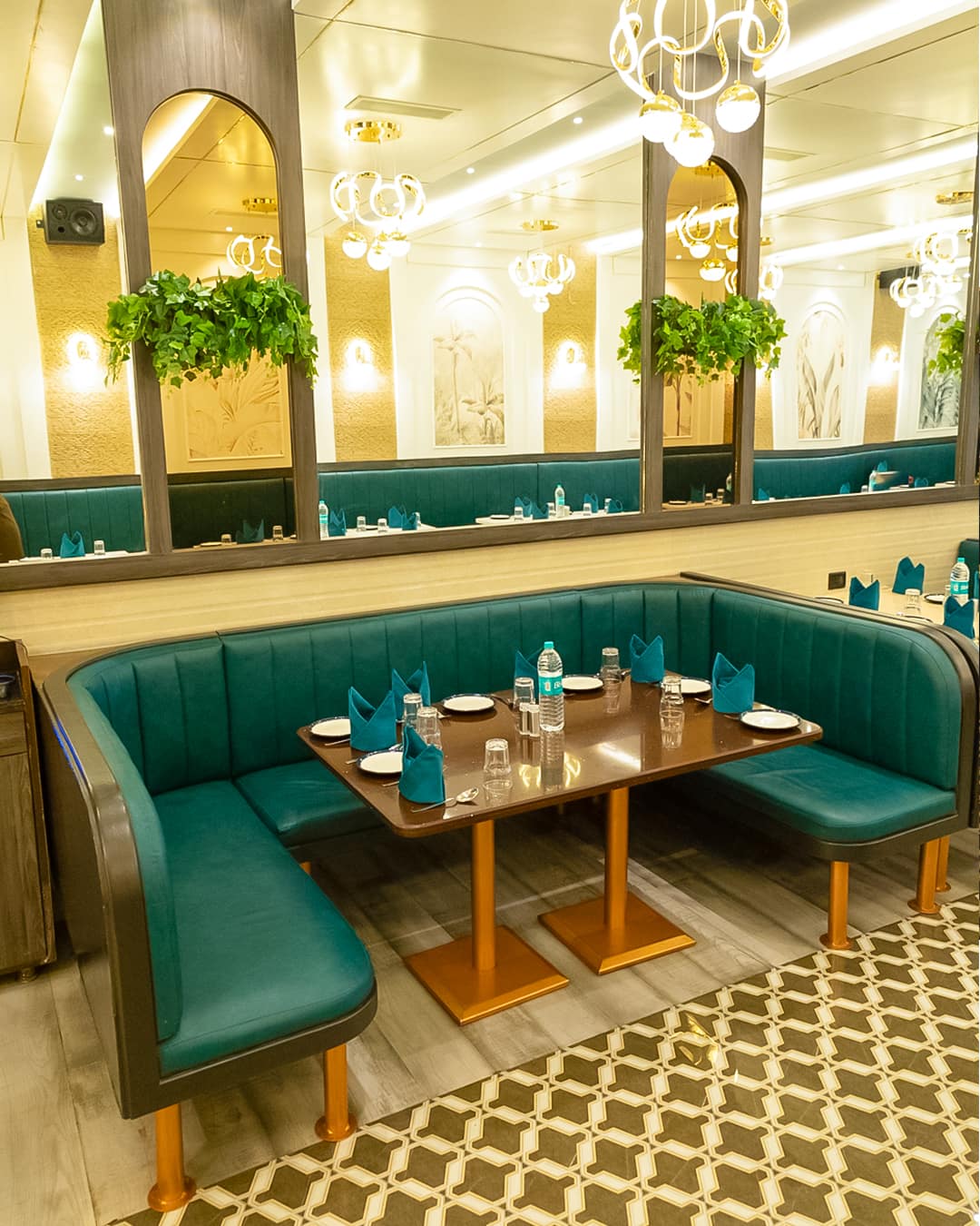 Royal Treat Sip & Dine, Mulund West, Mumbai | Zomato