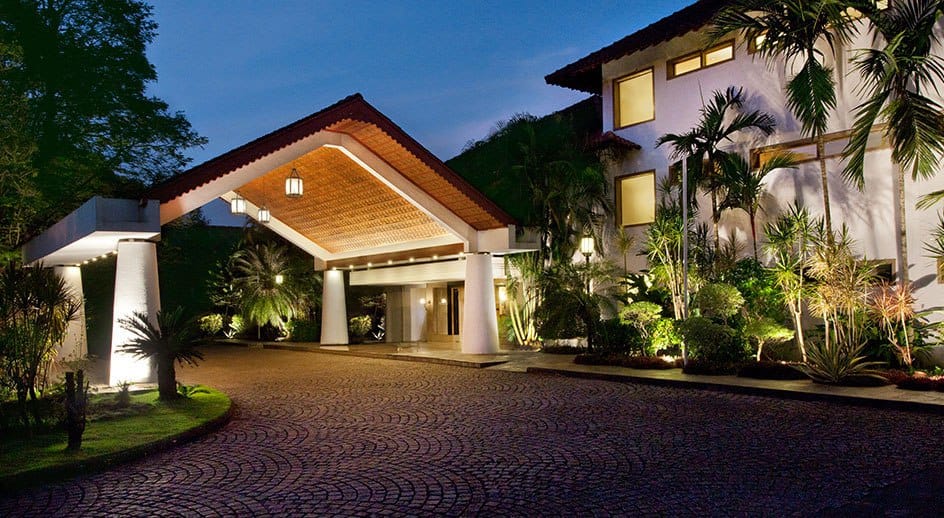Menu of The Cochin Trader Bar - Trident Hotel, Willingdon Island, Kochi