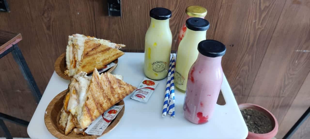 Lets Smooch Cafe, Race Course, Dehradun | Zomato