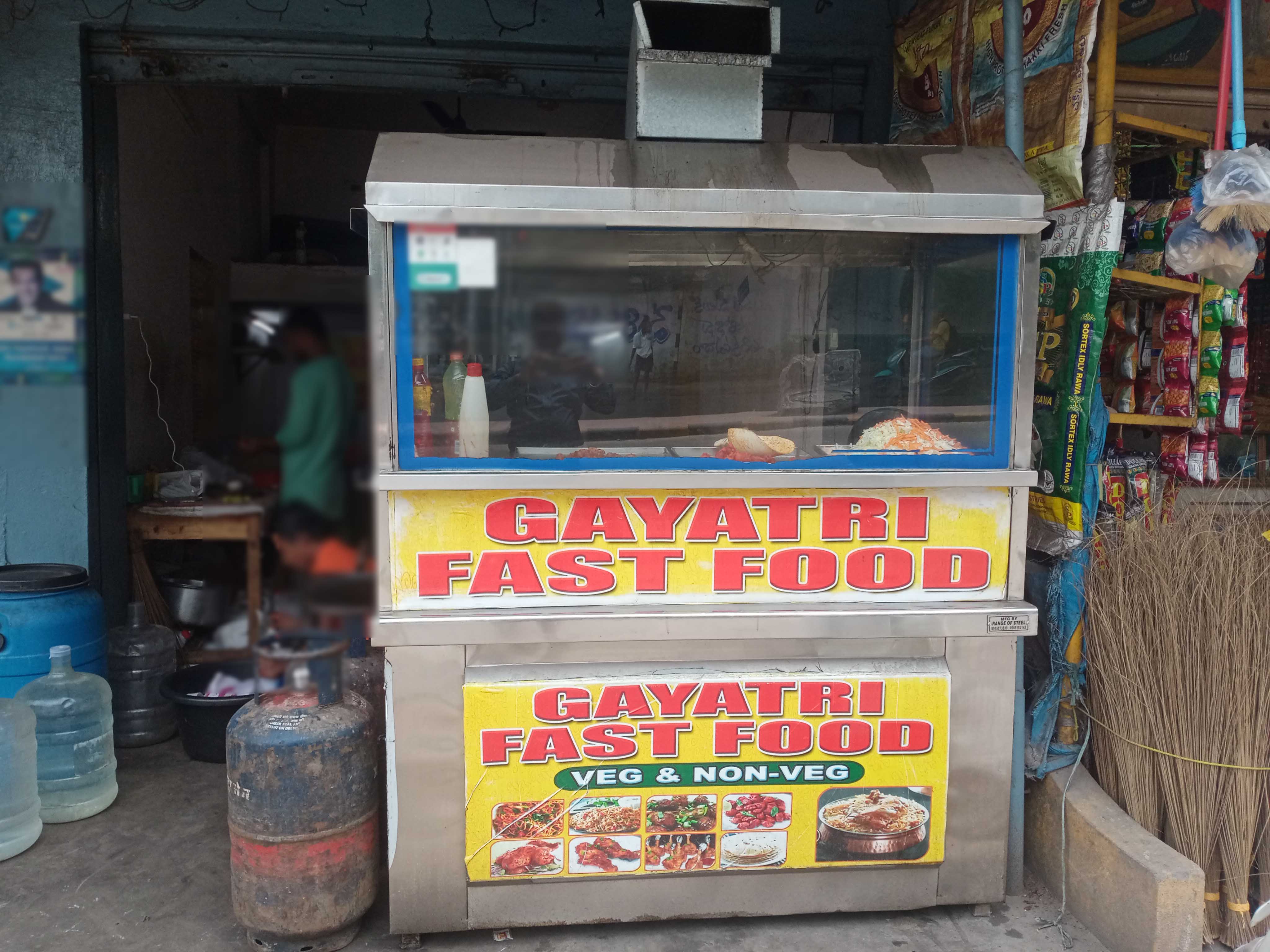 Gayatri Fast Food Veg & Non Veg, Kacheguda, Hyderabad | Zomato