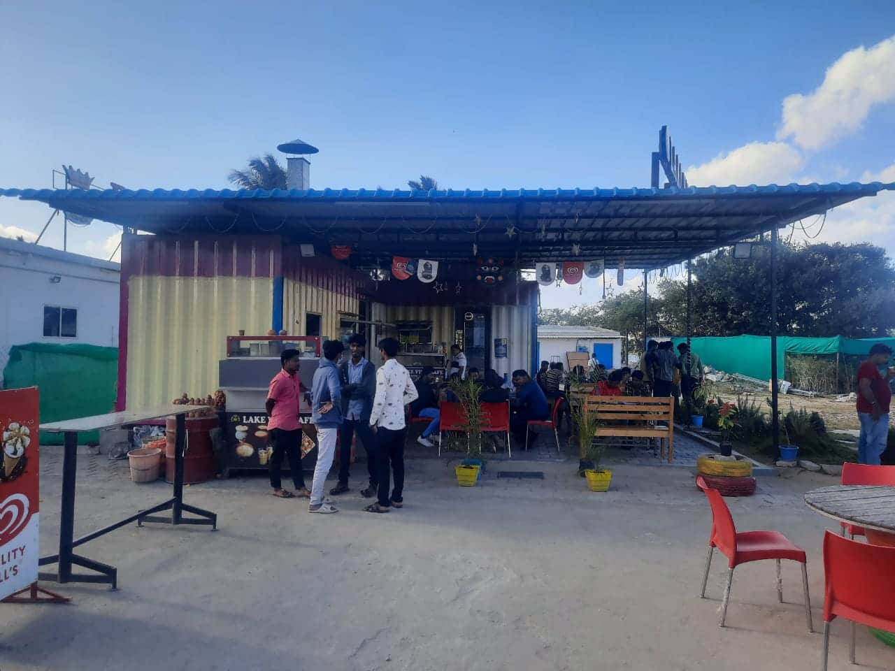 Lake View Cafe, Hosur Locality order online - Zomato