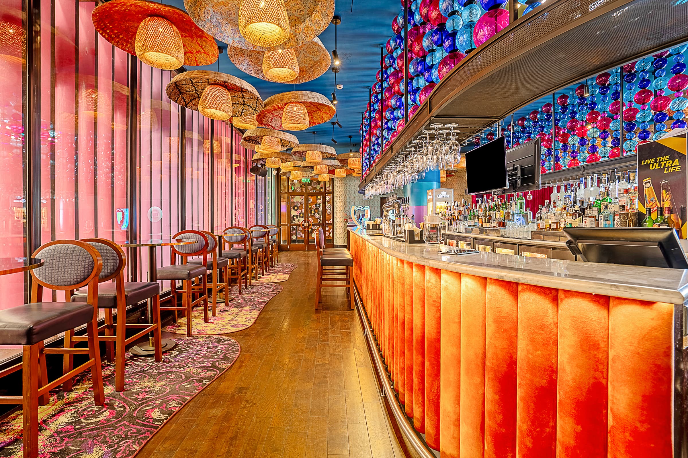 Someplace Else - Drink & Dine, Bandra Kurla Complex, Mumbai | Zomato