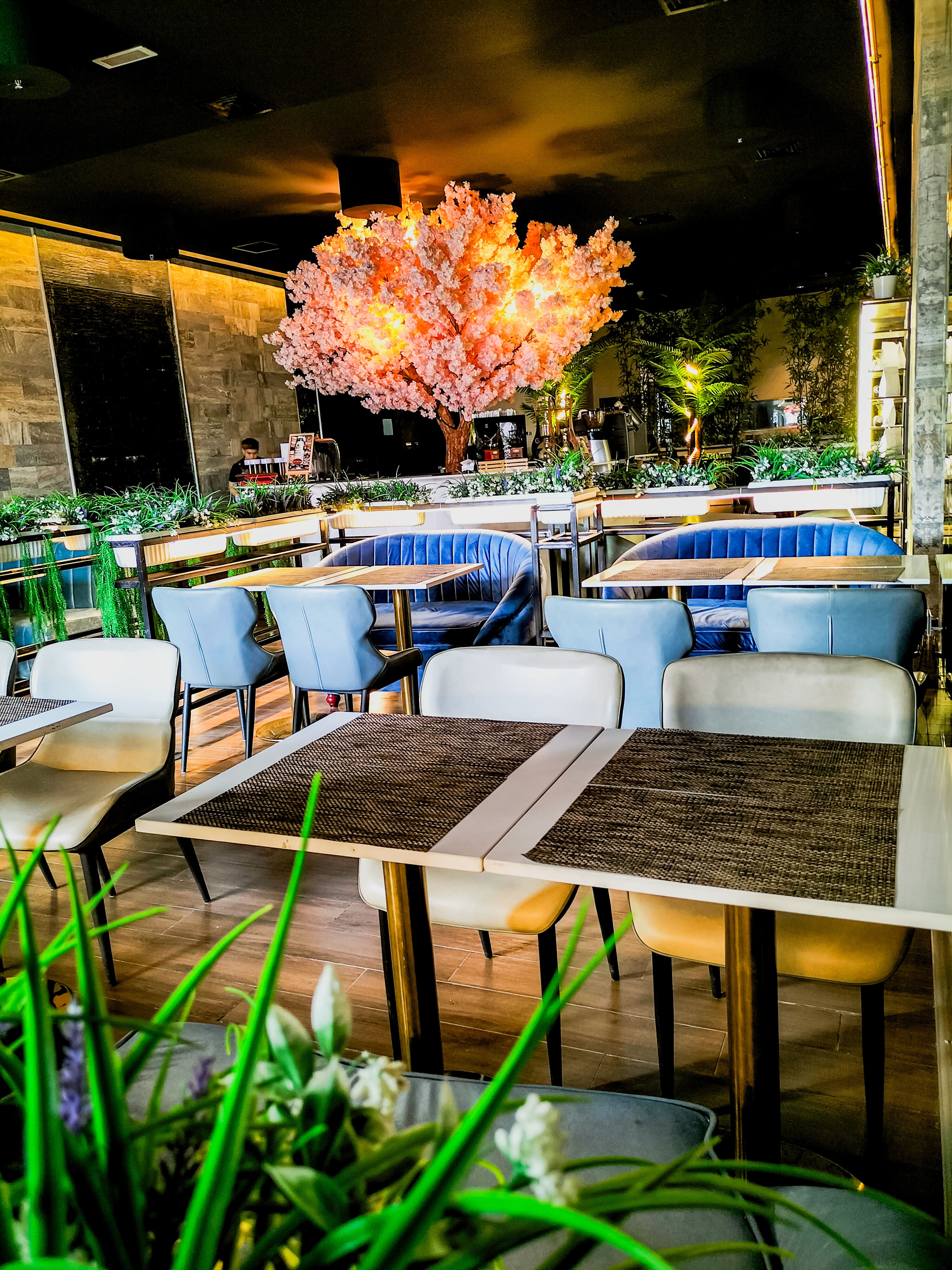 Bandung Restaurant & Cafe, Business Bay, Dubai | Zomato