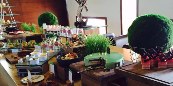 Gastro Kitchen - DoubleTree by Hilton Hotel Dubai Jumeirah Beach ...