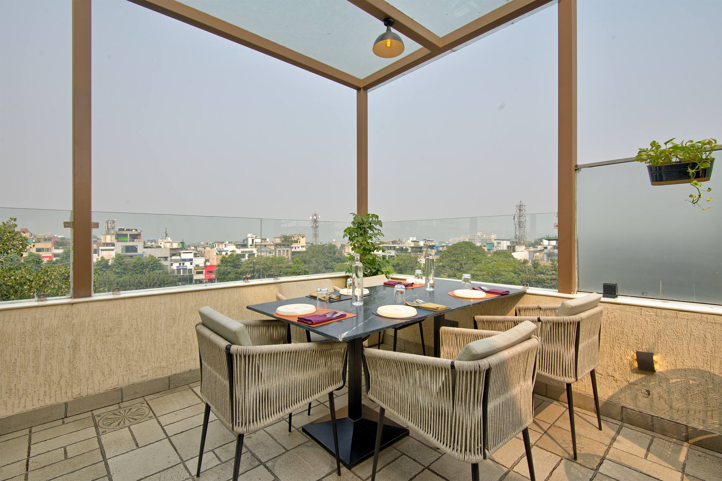 Staple Bar And Bistro, Greater Kailash 2 (GK2), New Delhi | Zomato