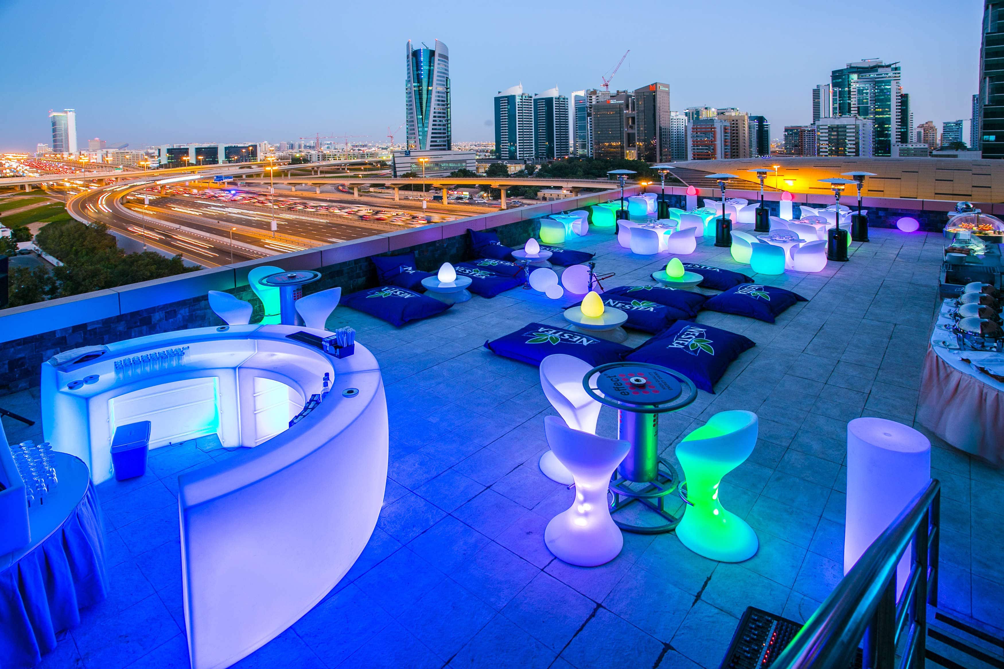 Pool Bar - Two Seasons Hotel & Apartments, Dubai Media City, Dubai | Zomato