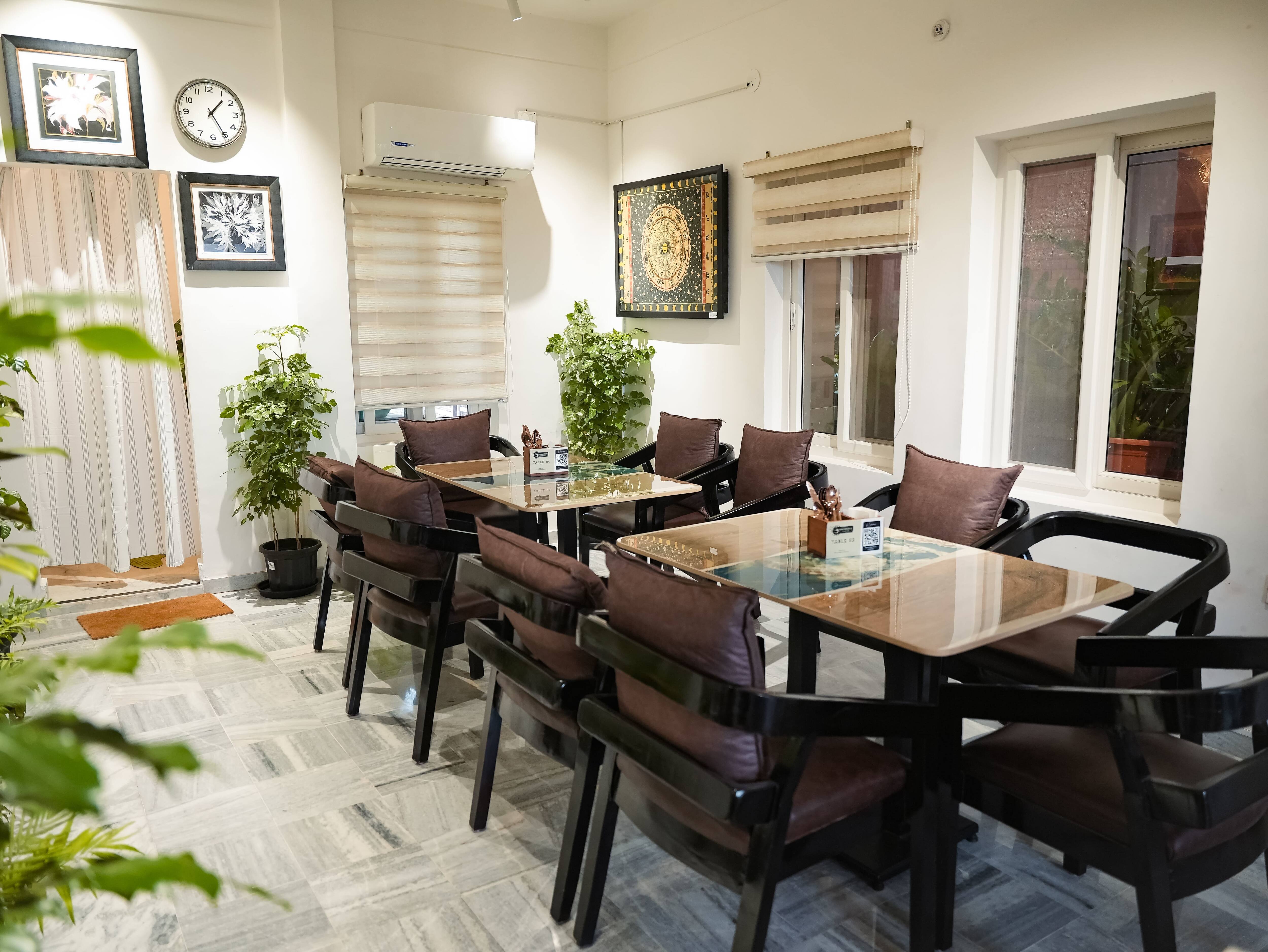 Book table and online reservation at Urban Nemo, Jubilee Hills, Hyderabad