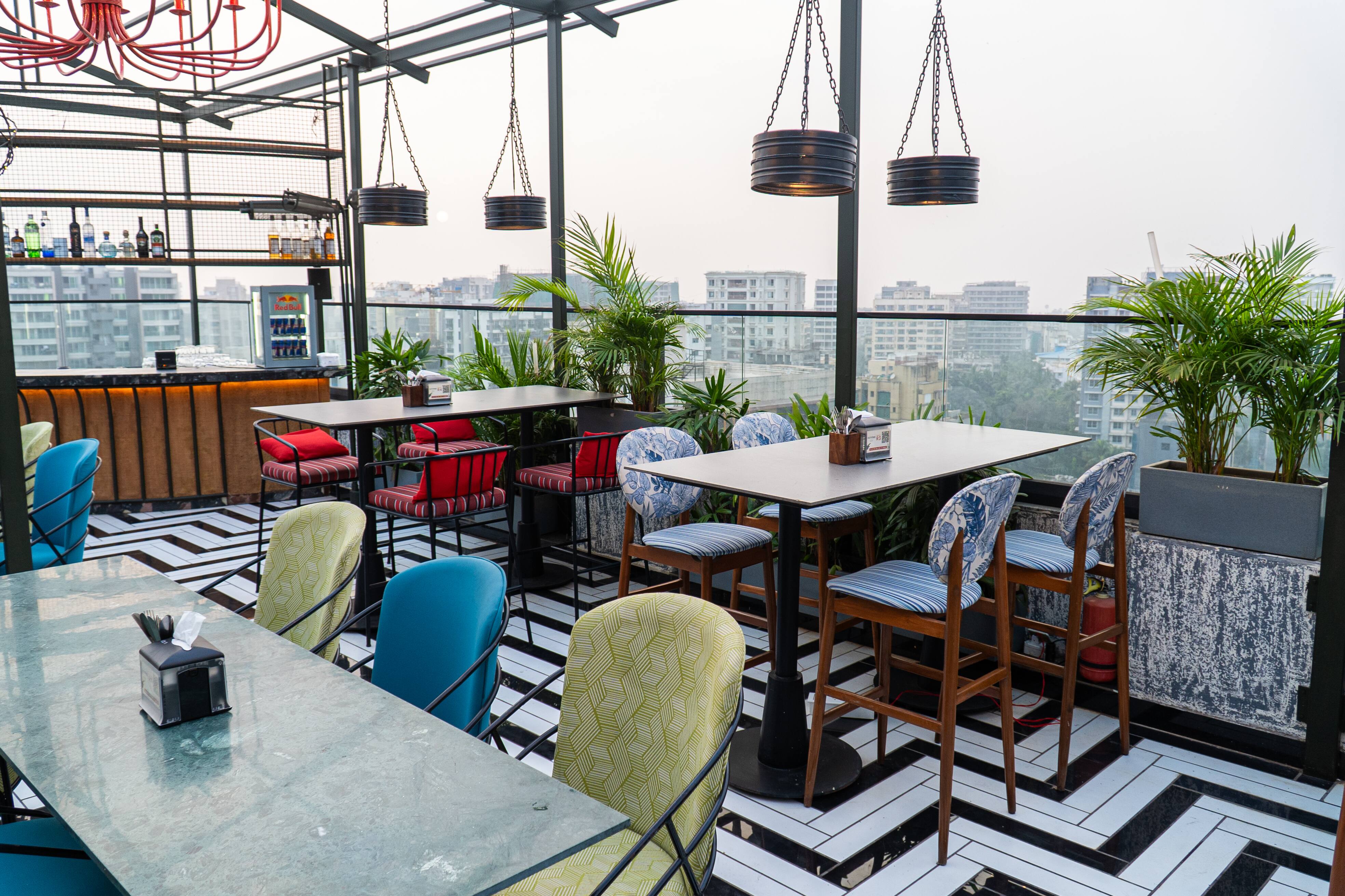 Sky Breeze Cafe And Bar, Vile Parle West, Mumbai | Zomato