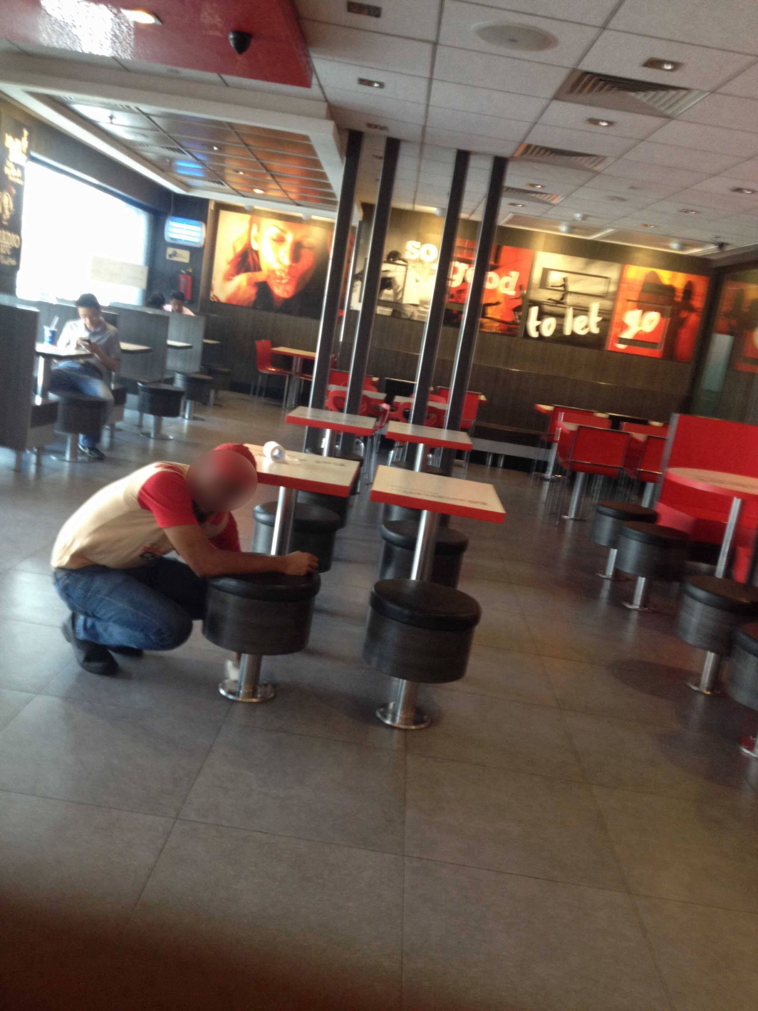 KFC, Rohini, New Delhi - Zomato