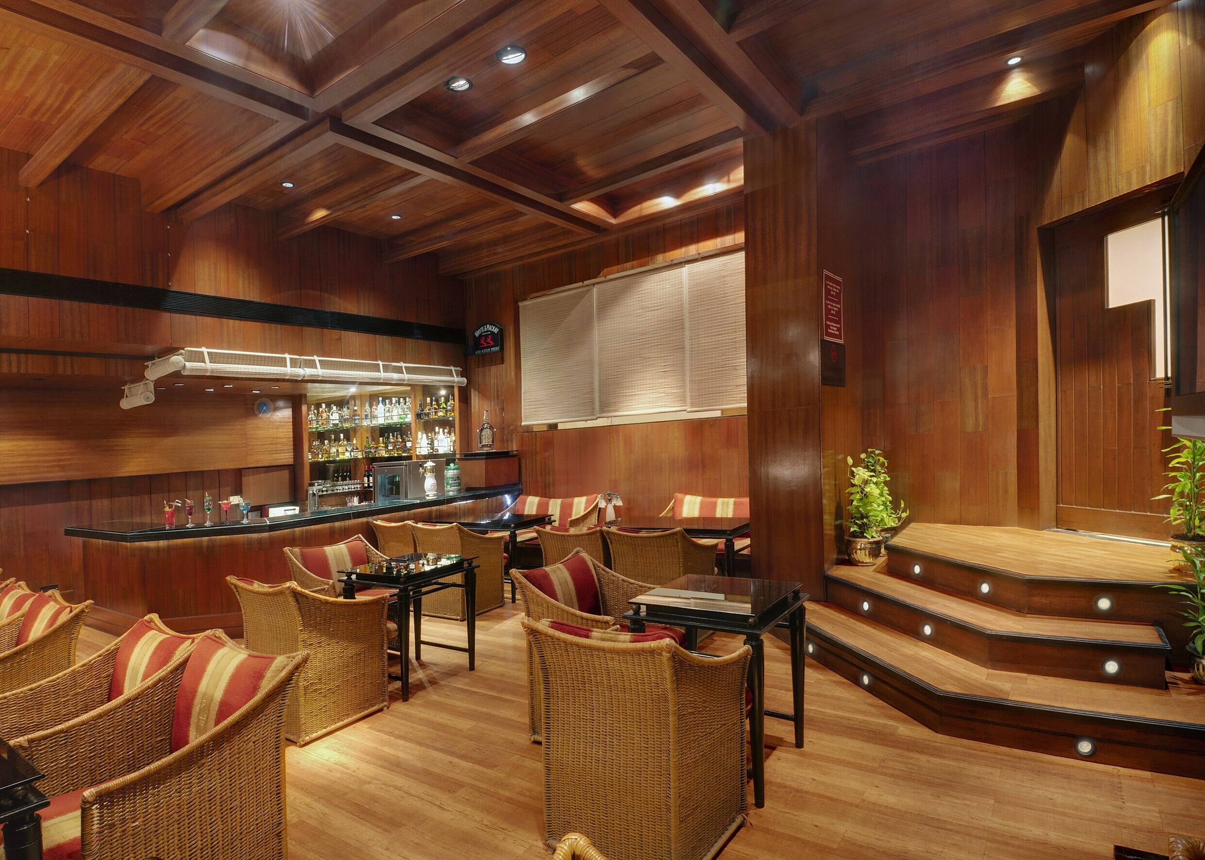 The Beryl Club - Kohinoor Continental, Chakala, Mumbai | Zomato
