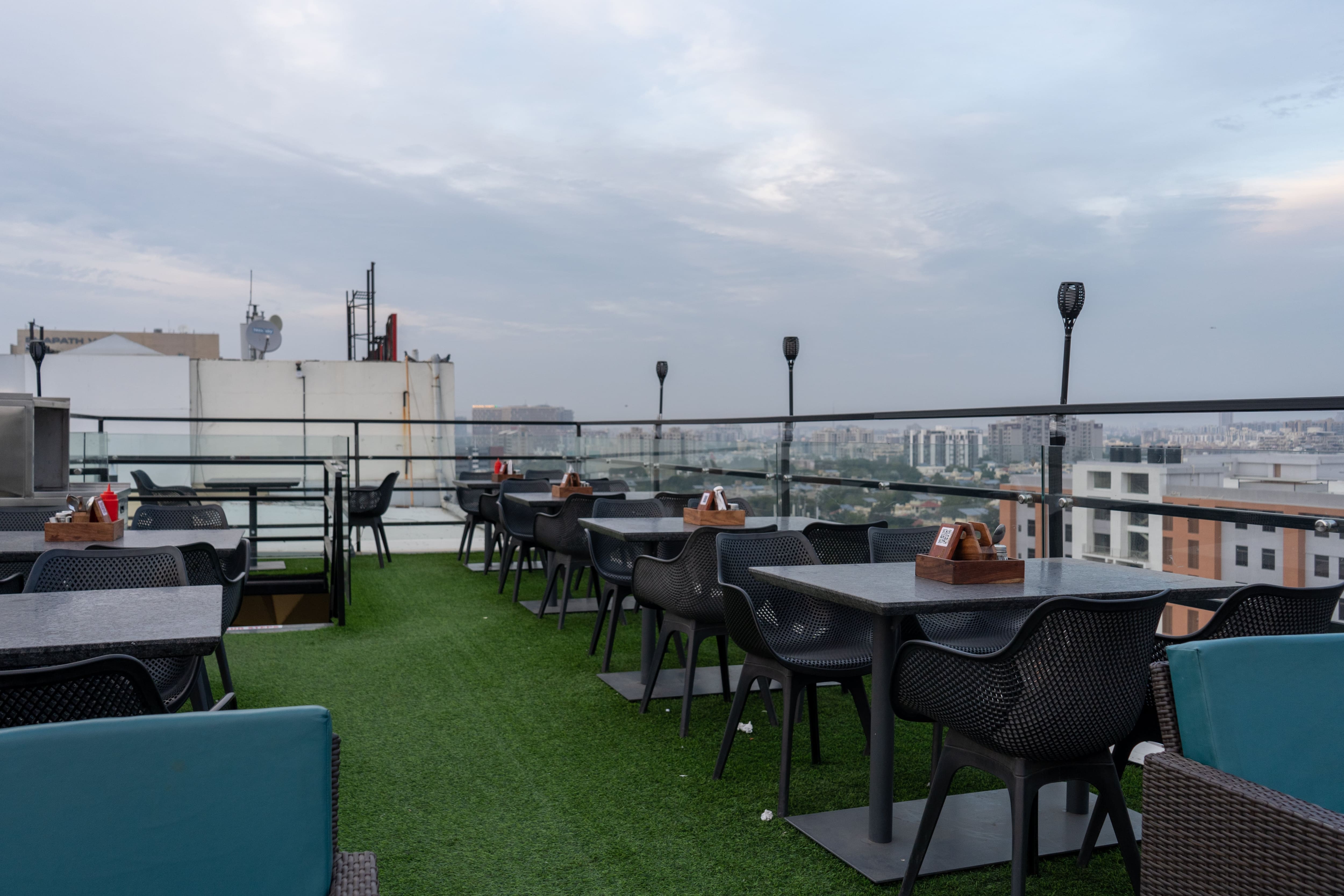 Sphere Lounge - Hotel Ramada, Prahlad Nagar, Ahmedabad | Zomato