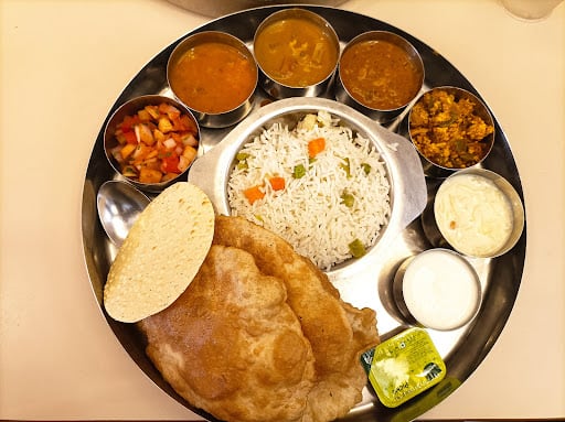 Navtara Veg Restaurant, Calangute order online - Zomato