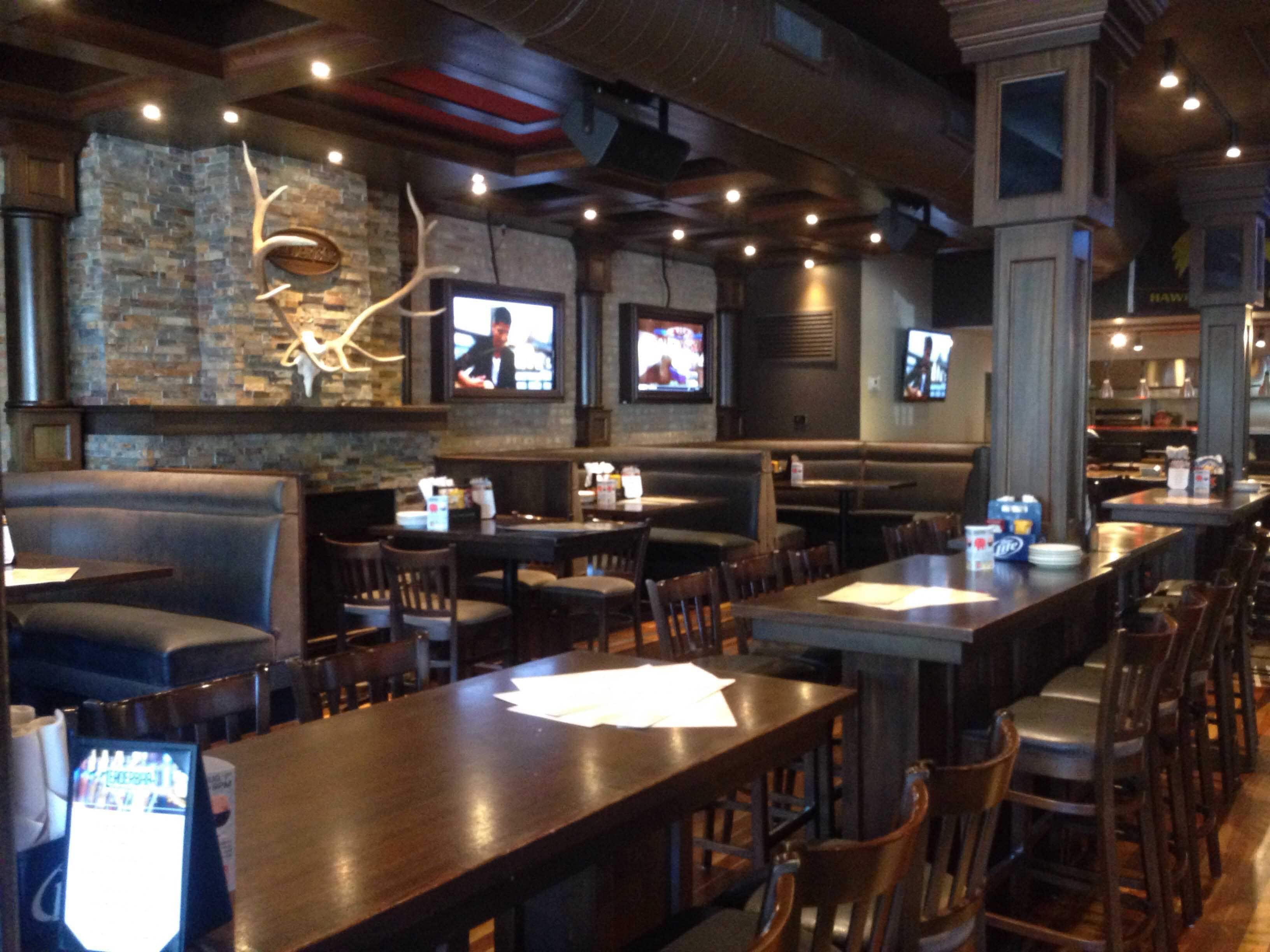 Leader Bar, Irving Park, Chicago | Zomato