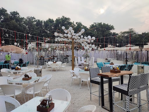 Photos of The Big Tree Cafe, Pictures of The Big Tree Cafe, Gurgaon ...