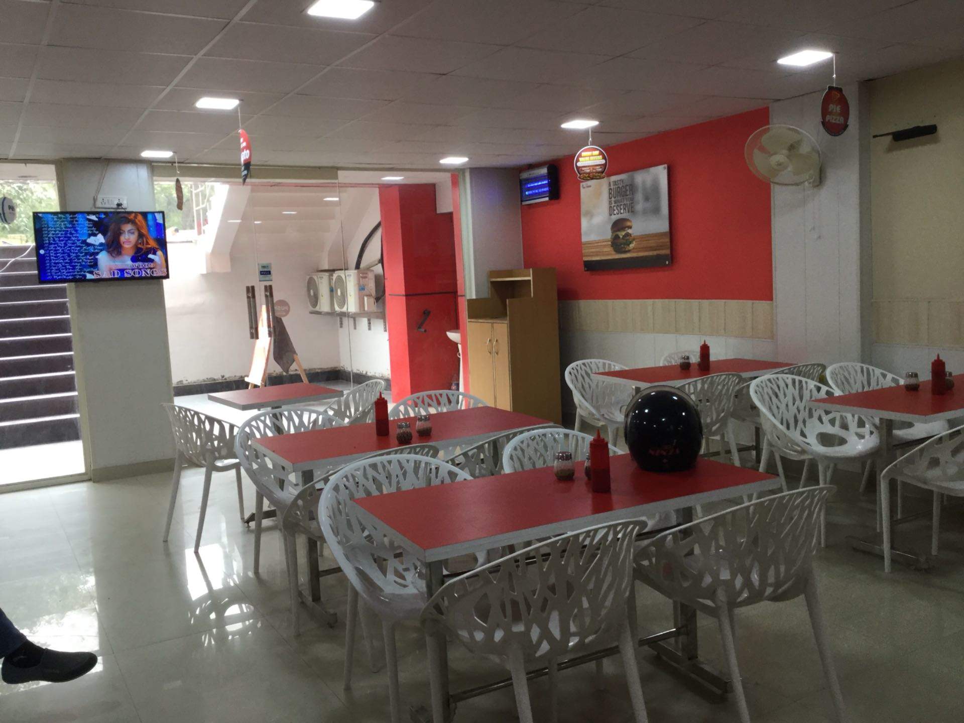 Raj Cake House, Mathura Locality, Mathura | Zomato