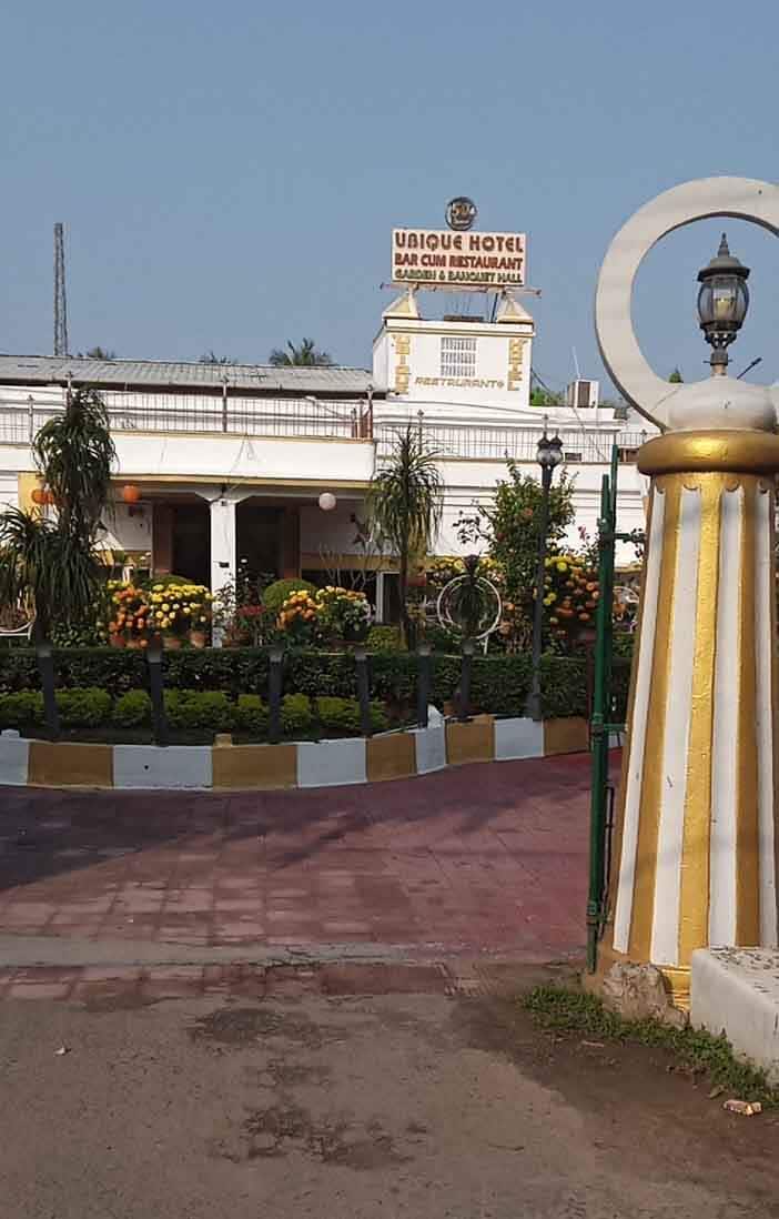 Ubique Hotel Cum Restaurant, Barrackpore, Kolkata | Zomato