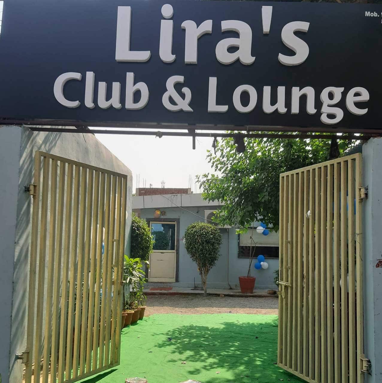 Lira's Club & Lounge, Model Town order online - Zomato