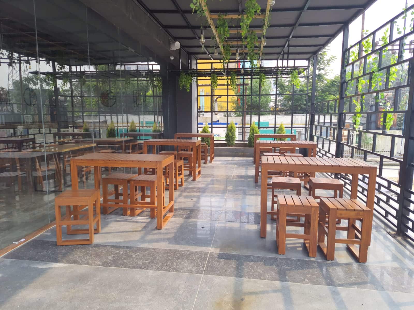 Menu of Puffizza, Vesu, Surat