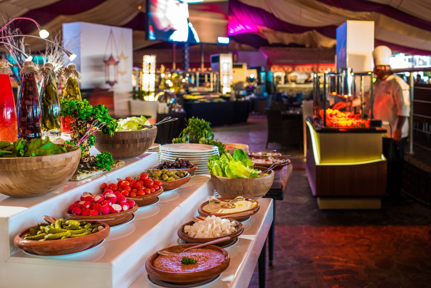 QD's, Al Garhoud, Dubai - Zomato