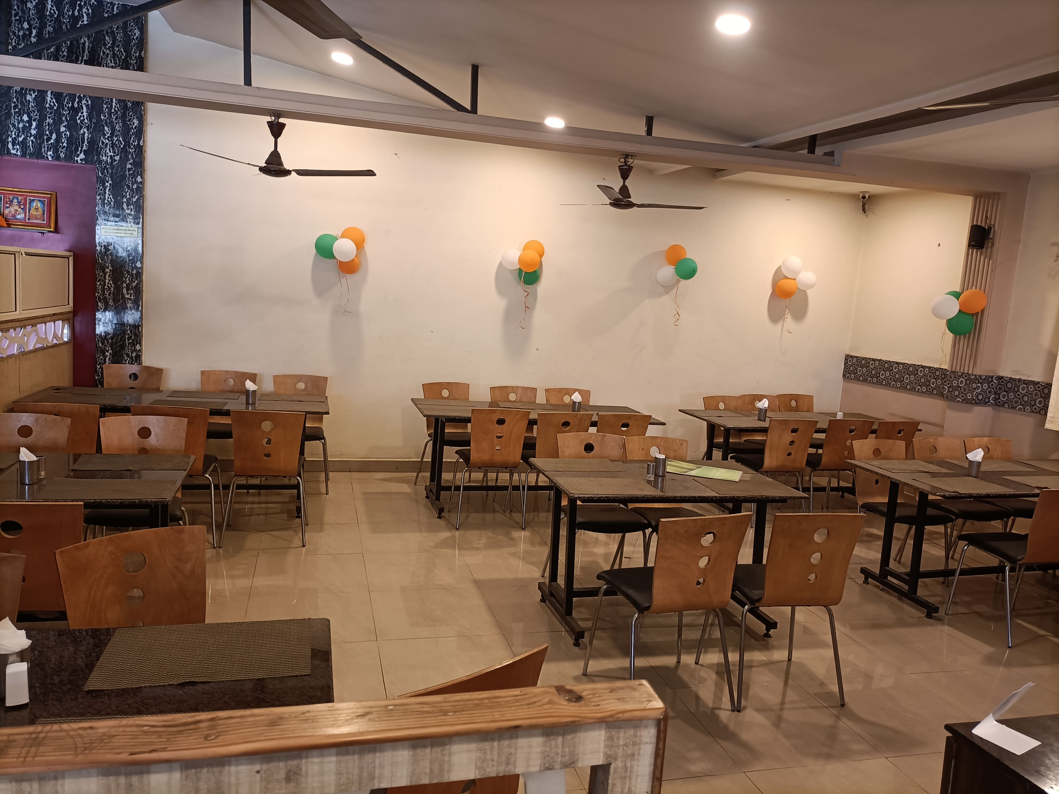 SR Kitchen, Mundhwa, Pune | Zomato