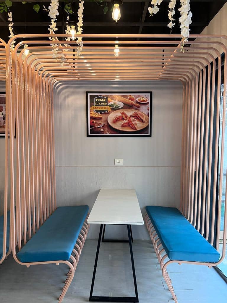 The Split Beanz By Helly & Chilly Cafe, College Road, Nashik | Zomato
