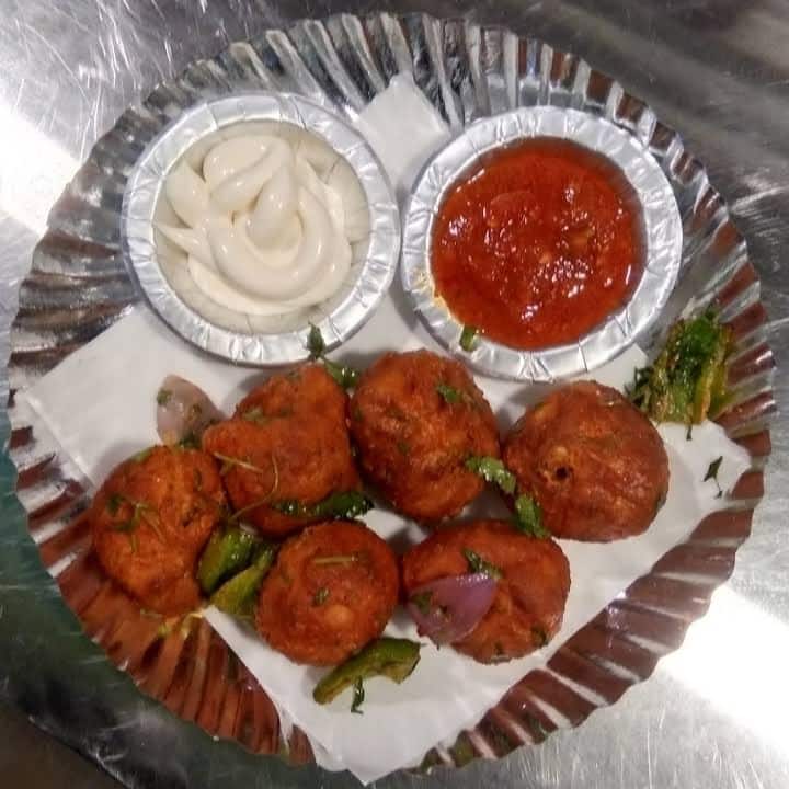 Imperial Momoz, Baner, Pune | Zomato